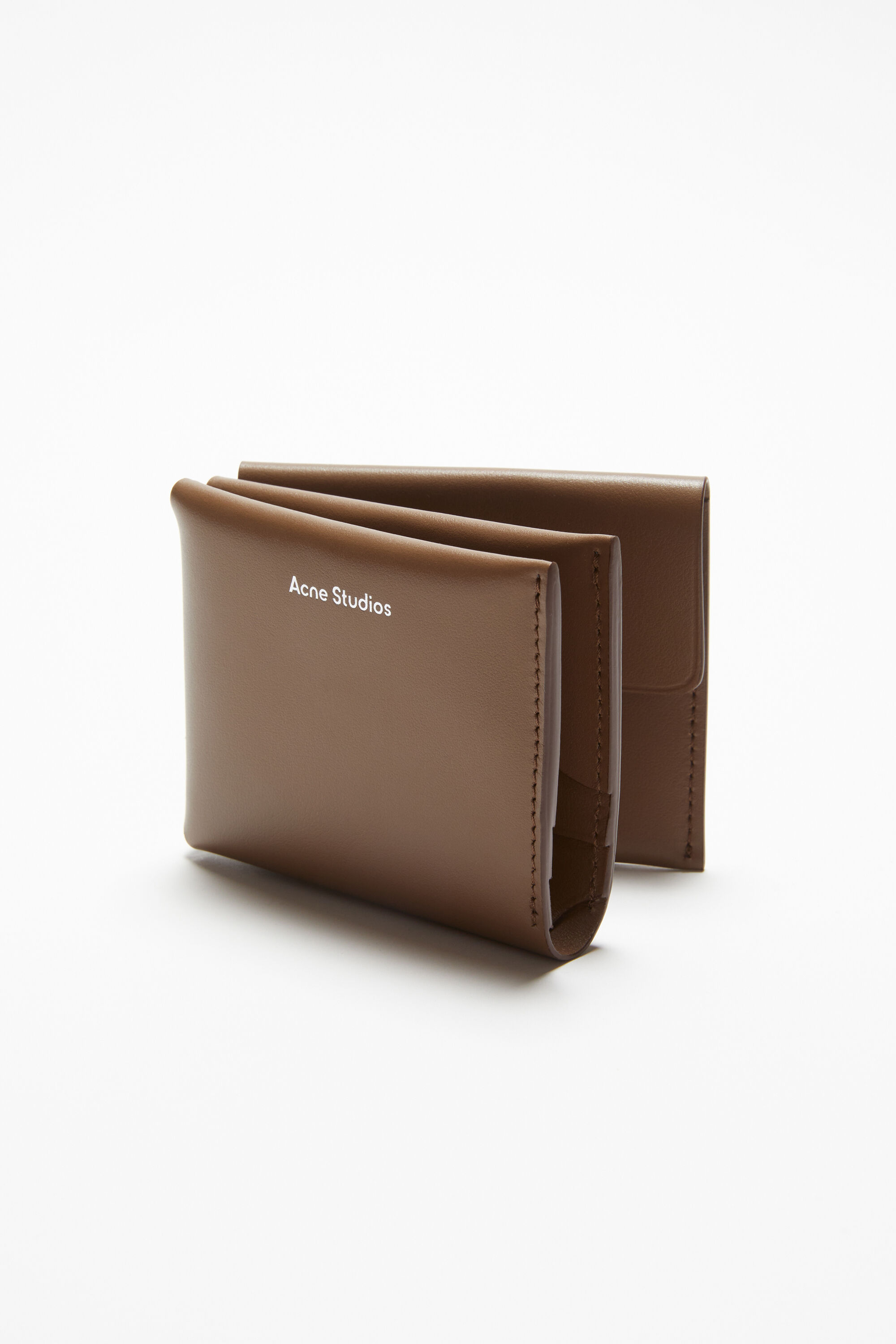 Acne Studios - Leather trifold wallet - Camel brown