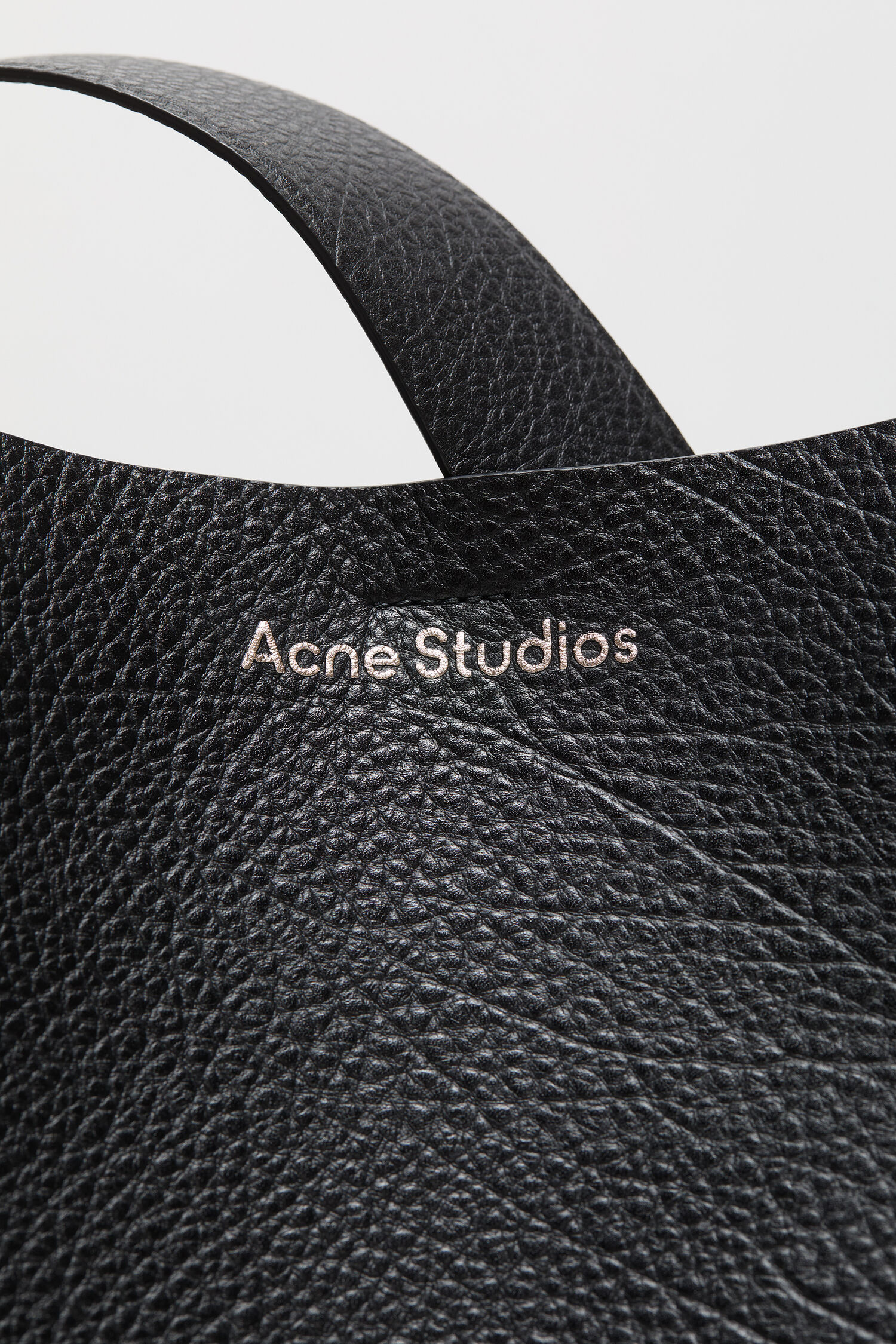 Acne Studios - Musubi midi shoulder bag - Black