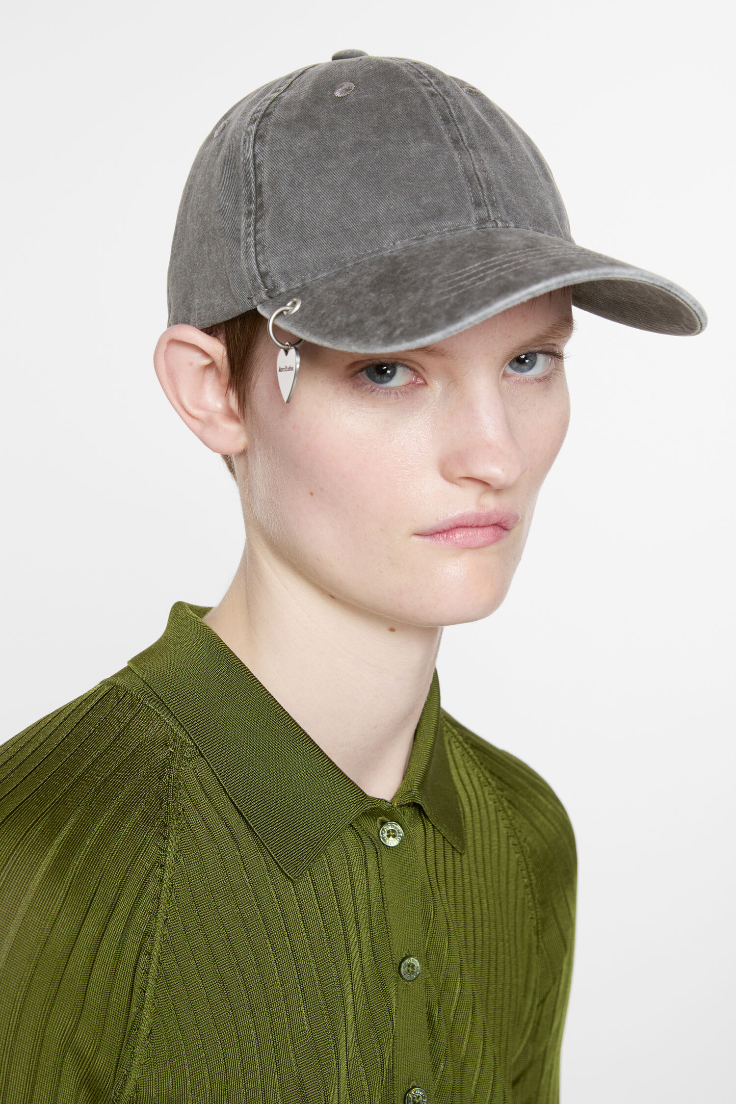 Acne Studios - Twill cap pendant - Faded black