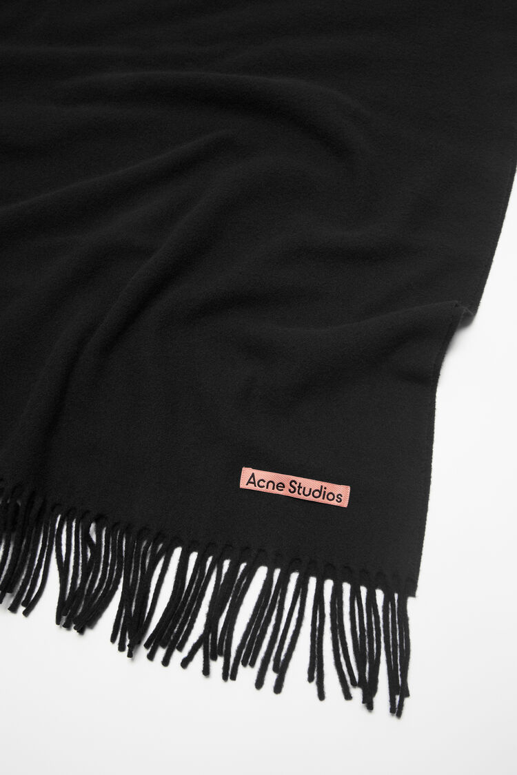 Acne Studios - Fringe wool scarf - oversized - Black
