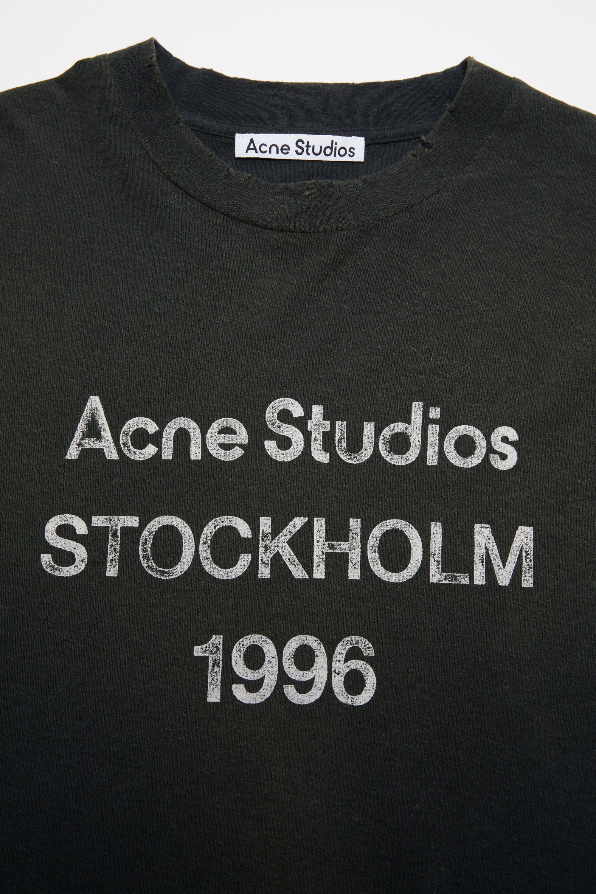 Acne Studios - Logo t-shirt - Relaxed fit - Faded black
