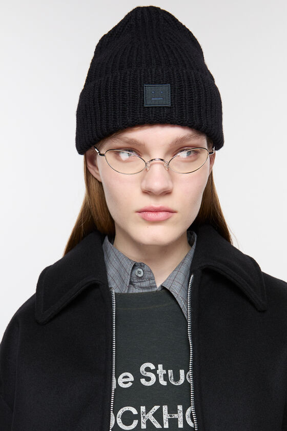 Acne Studios - Small face logo beanie - Black