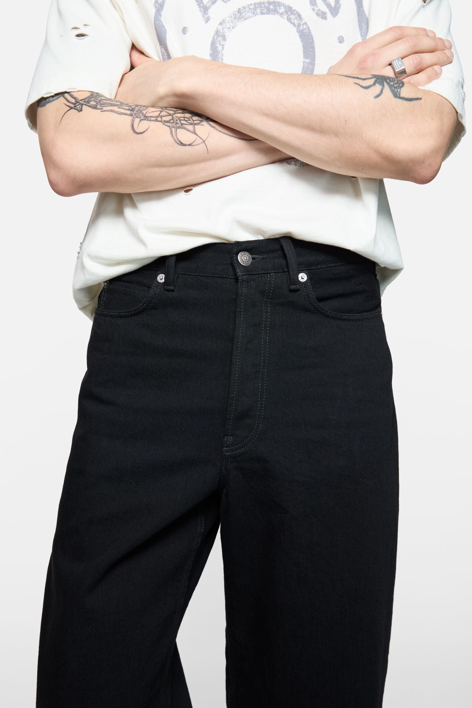 Acne Studios - Loose fit jeans - 1981 - Black