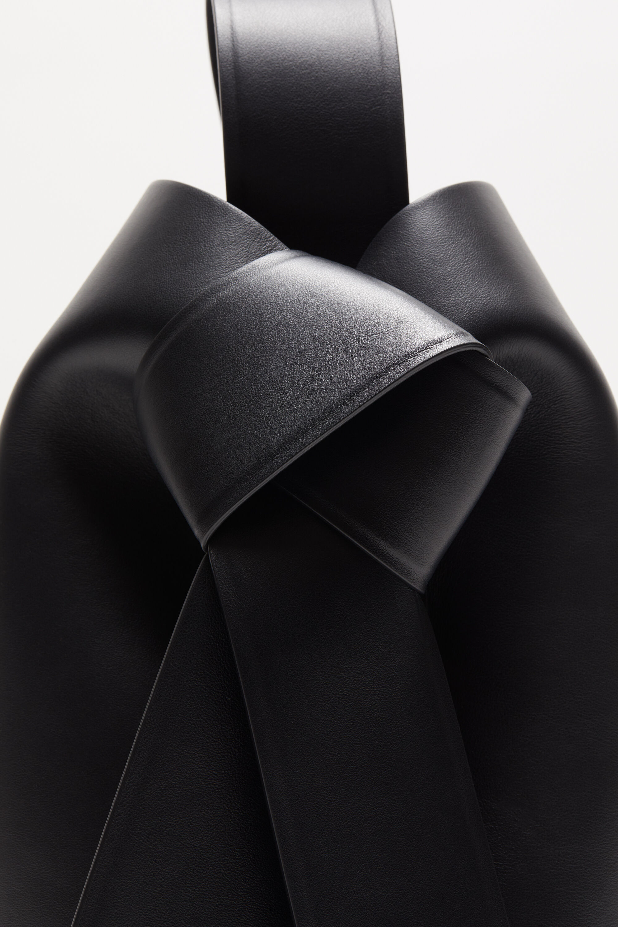 Acne Studios - Musubi midi shoulder bag - Black